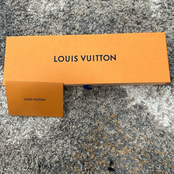Empty tie box | Other | Authentic Louis Vuitton Empty Tiebandeau Gift ...